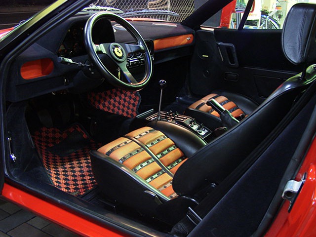 中古車 フェラーリ 288GTO 288GTO クラシケ取得済み超稀少極上 中古車 フェラーリ 288GTO 288GTO クラシケ取得済み超稀少極上