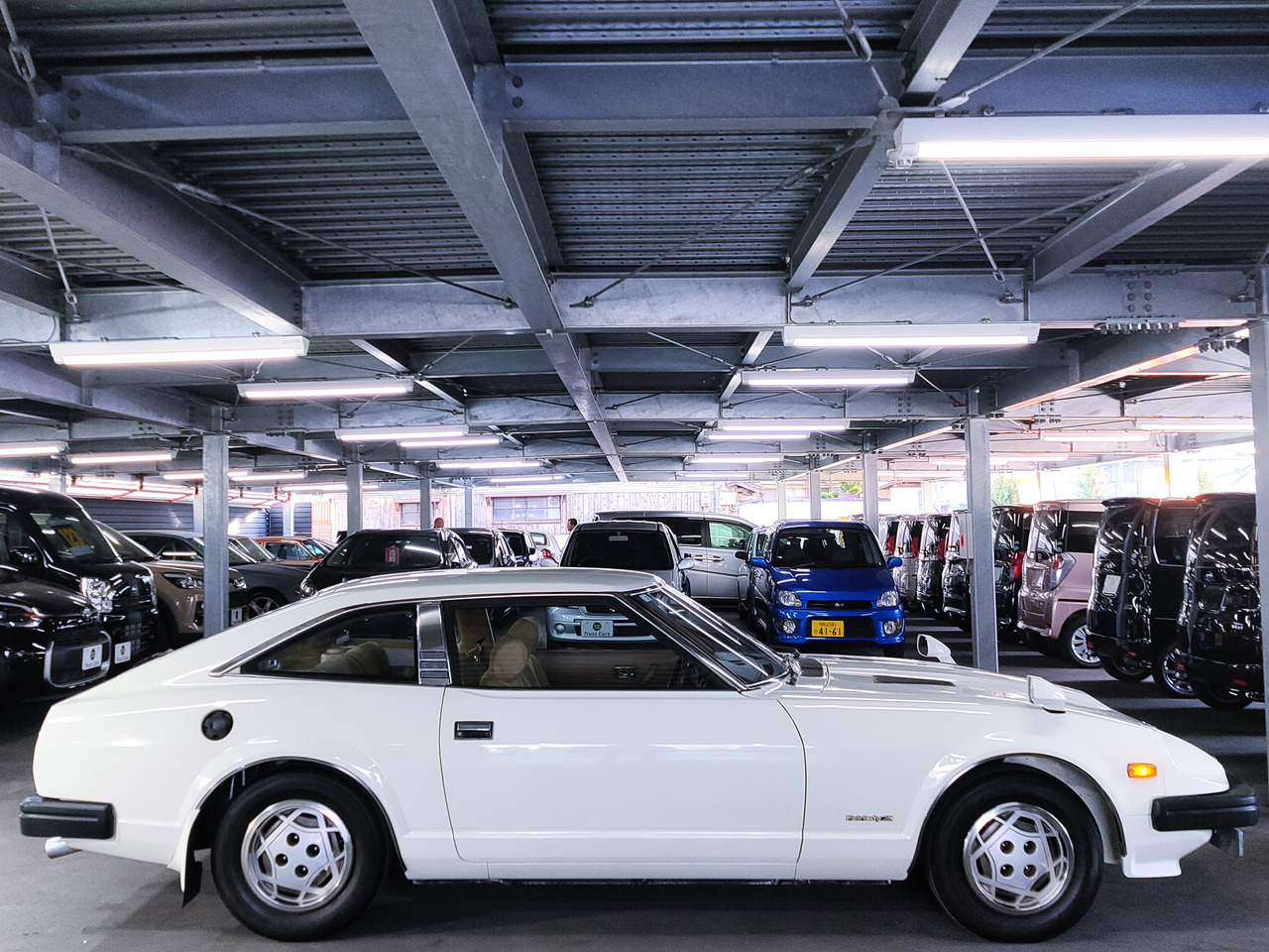 日産 フェアレディZ の中古車詳細 (63,782km, ホワイト, 大阪府, 540万円) | 中古車情報・中古車検索なら【車選びドットコム】