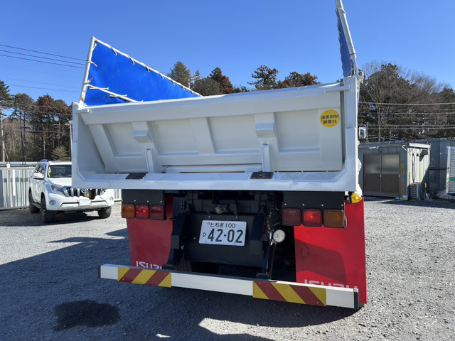 中古車 いすゞ ギガ ダンプ H21☆Lゲート コボレーン 車検付 の 中古車 いすゞ ギガ ダンプ H21☆Lゲート コボレーン 車検付 の